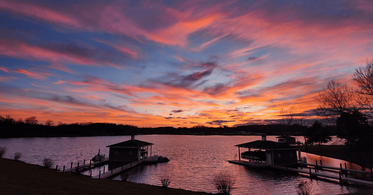 Smith Mountain Lake Photo Gallery - Smith Mountain Lake Insiders' Guide 2025